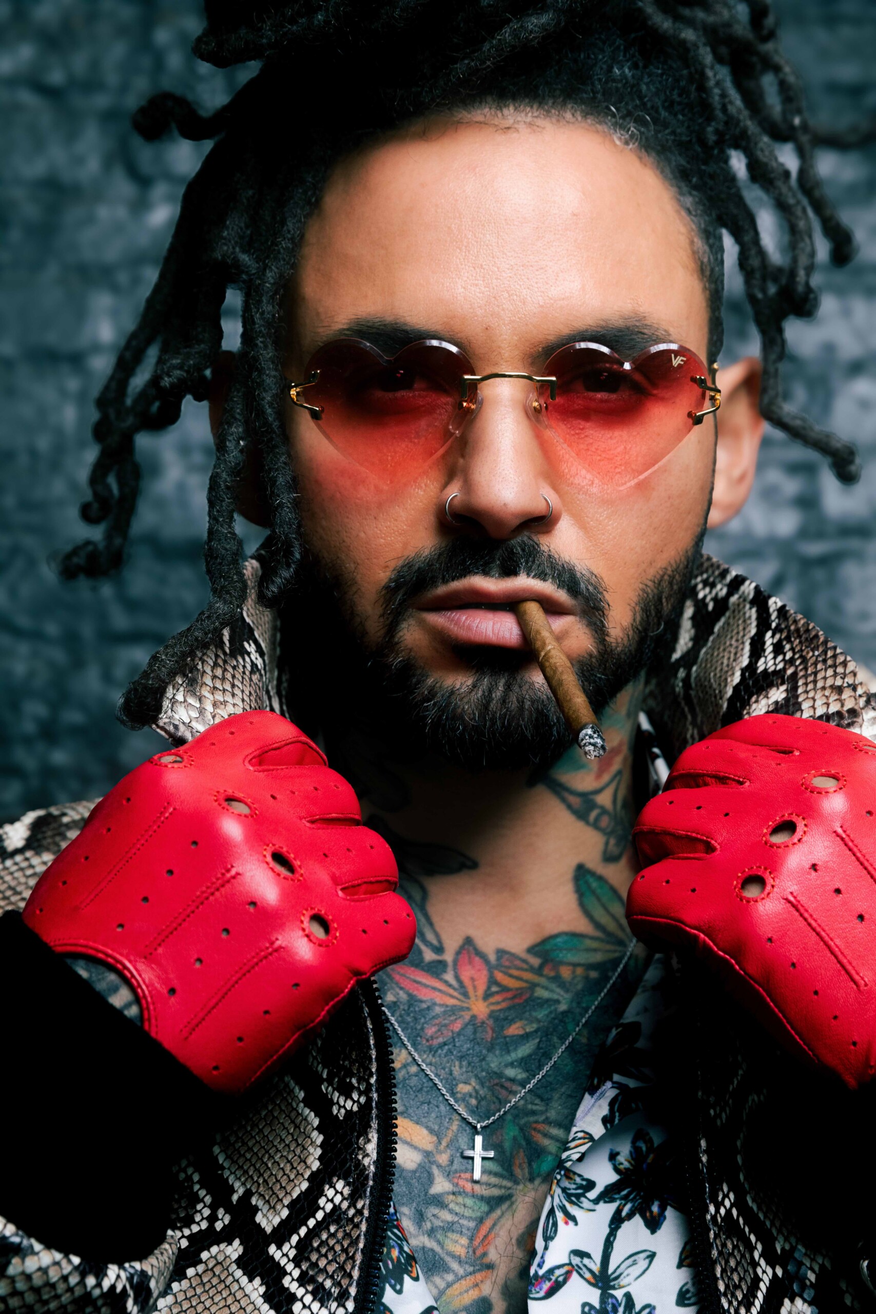 A Celebration Of Individuality: Al Capone Cigarillos and the Spirit of ...